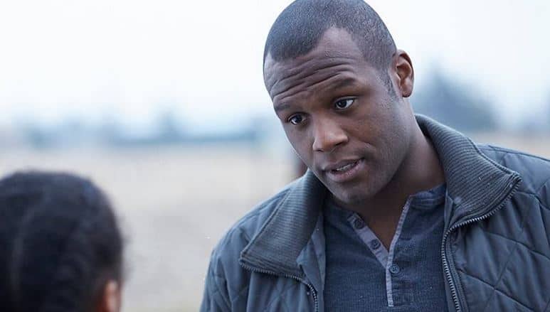 Between Season 1 Episode 3 Review: “Crossing Lines” - TVovermind