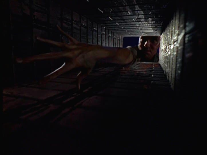 The X-Files Season 1 Episode 3 Review: “Squeeze” - TVovermind