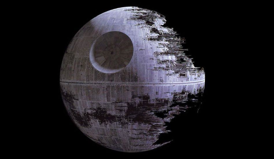 How to Build A Very Detailed Death Star Out of Cardboard - TVovermind