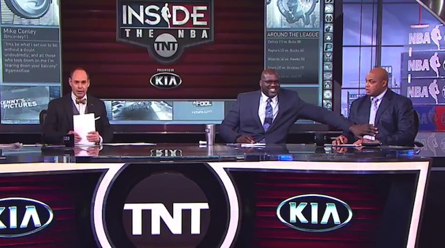 Ernie Johnson Nails Charles Barkey With Awesome Chicken Nugget Zinger ...