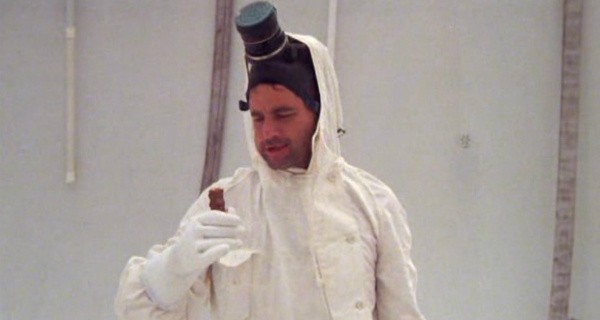 Five Hilarious Pool Scenes in Movies - TVovermind