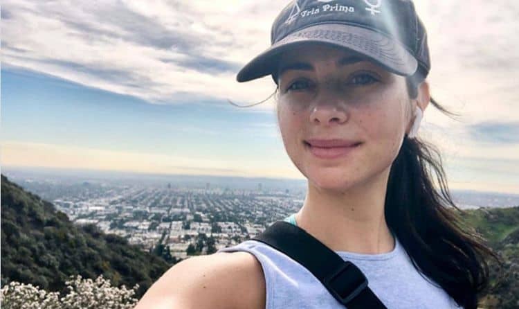 Five Things You Didn’t Know About Holly Deveaux – TVovermind