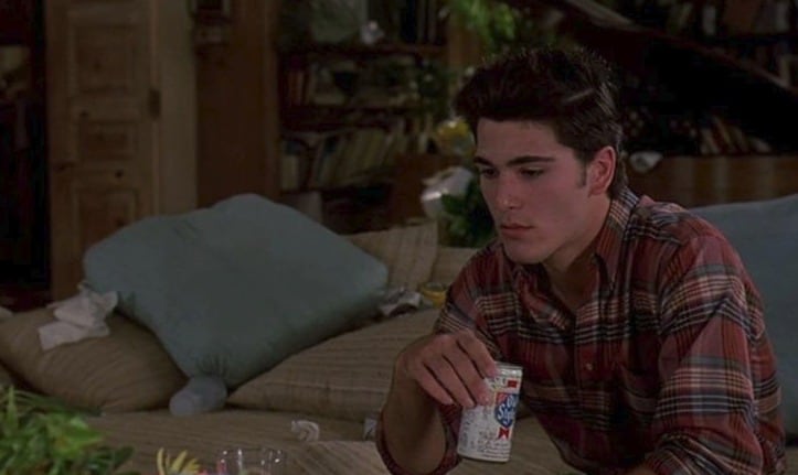 Five Beer Scenes in 80s Movies for National Beer Lover’s Day - TVovermind