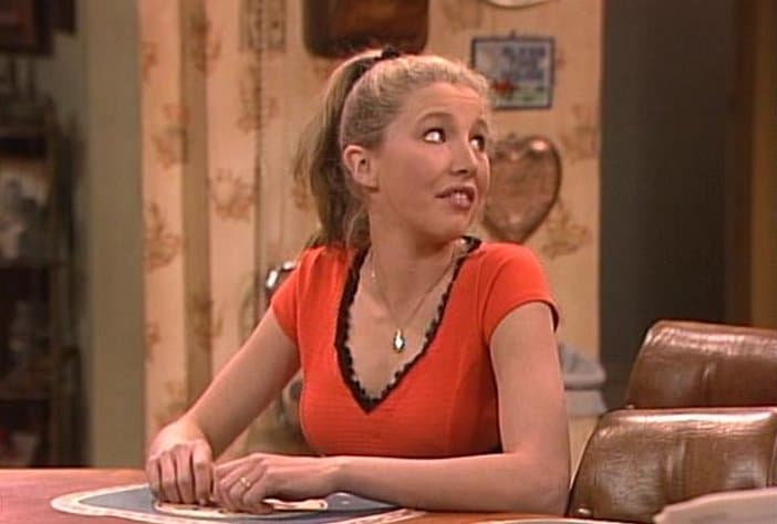 10 Things You Didn’t Know about Sarah Chalke - TVovermind