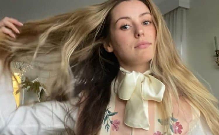 10 Things You Didn’t Know about Caroline Calloway - TVovermind