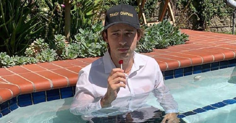 DJ Flume: Unveiling the Man Behind the Music and Controversy – TVovermind