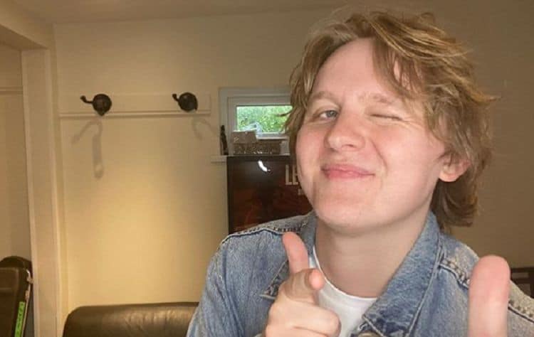 10 Things You Didn’t Know About Lewis Capaldi - TVovermind
