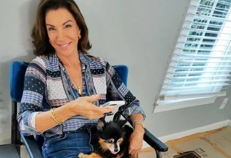 10 Things You Didn’t Know about Hilary Farr - TVovermind