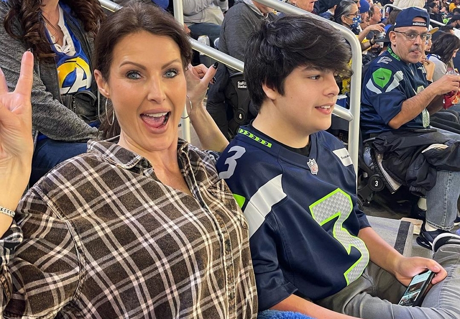 10 Things You Didn’t Know about Sheri Easterling - TVovermind