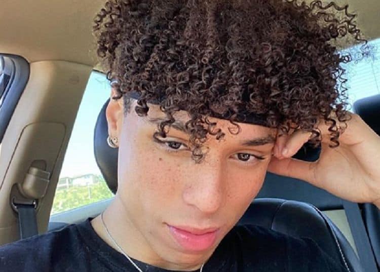 10 Things You Didn’t Know about Larri Merritt AKA “Larray” – TVovermind