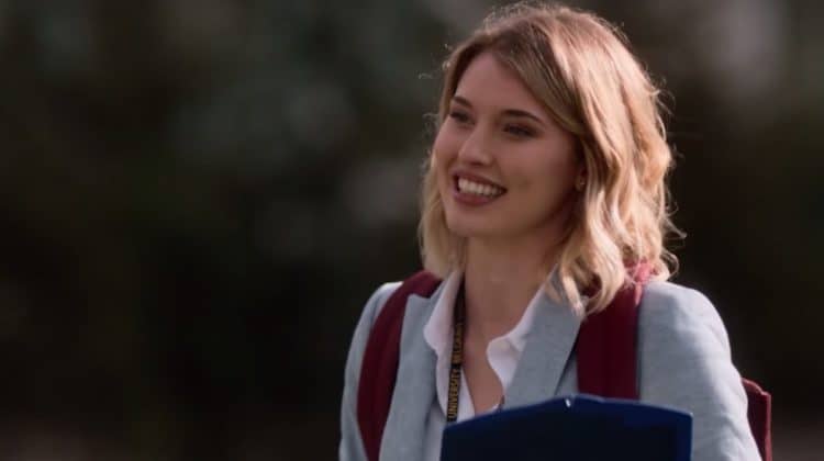 10 Things You Didn't Know about Sarah Grey | TVovermind