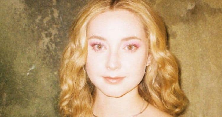 10 Things You Didn’t Know about Esme Coy – TVovermind