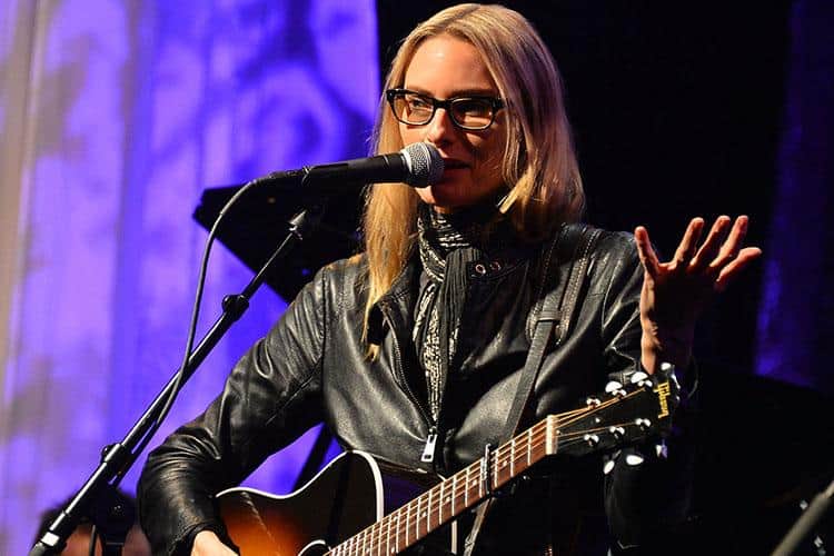 10 Things You Didn’t Know about Aimee Mann – TVovermind
