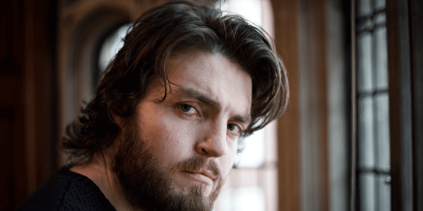 10 Things You Didn’t Know About Strike’s Tom Burke - TVovermind