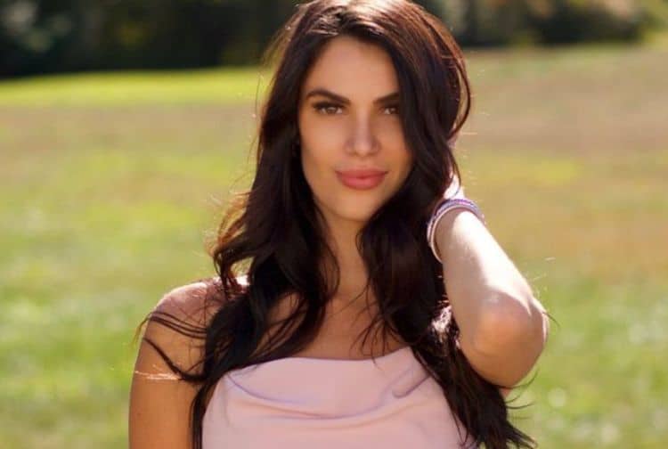 10 Things You Didn’t Know about Corrinne Jones - TVovermind