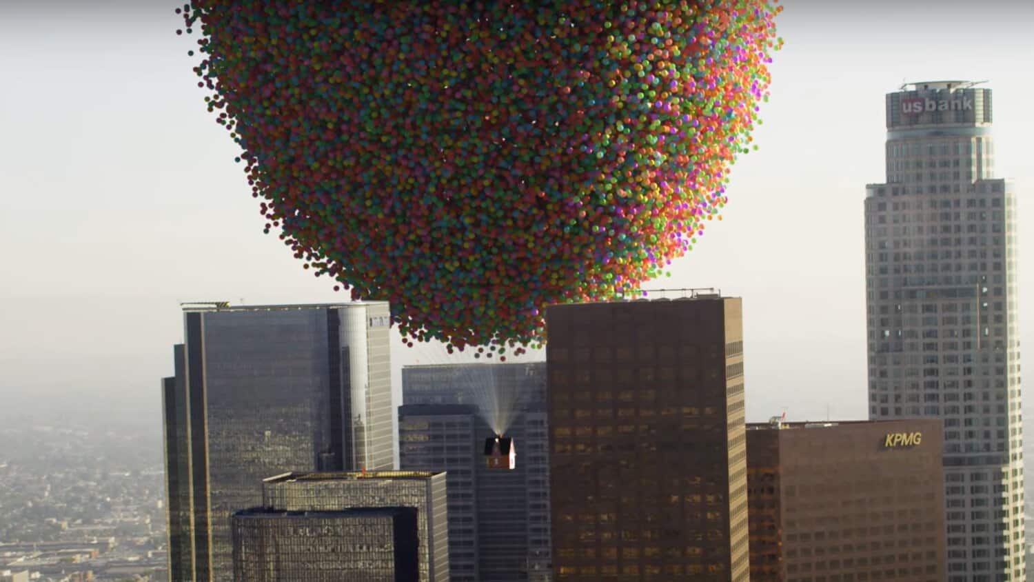 VFX Artist Simulates Flying Balloon House in Pixar’s UP with Real ...