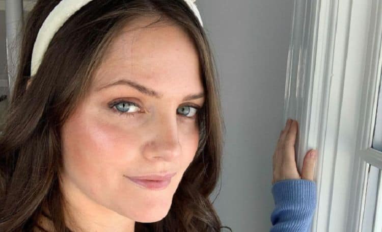 Kate Stoltz: From Amish Roots to Fashion Success - TVovermind