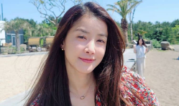 10 Things You Didn’t Know about Lee Si-Young – TVovermind
