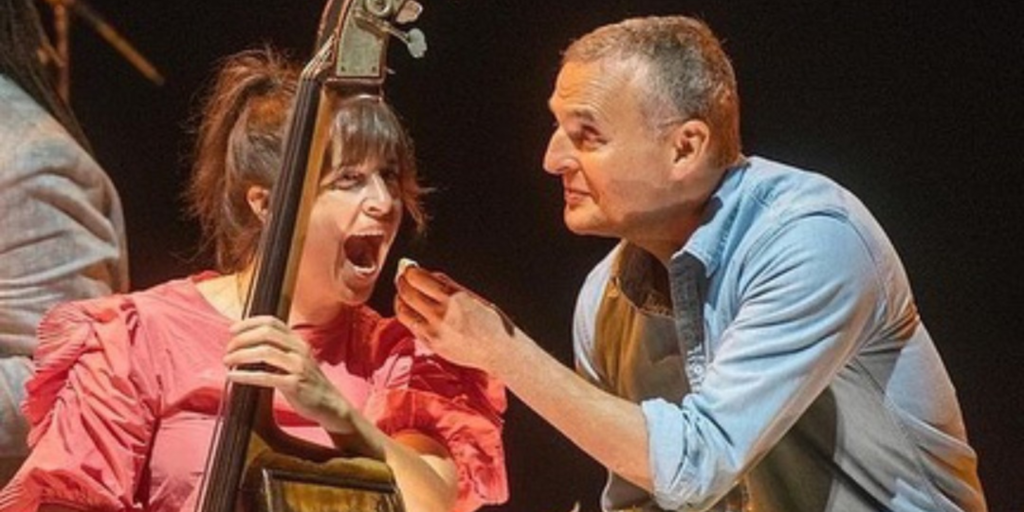 10 Things You Didn’t Know About Somebody Feed Phil’s Phil Rosenthal ...