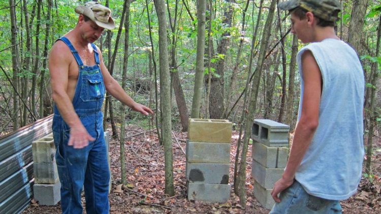 Meet The Cast of Moonshiners Season 11 - TVovermind
