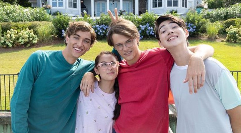 Conrad and Jeremiah: The Secret to The Summer I Turned Pretty - TVovermind