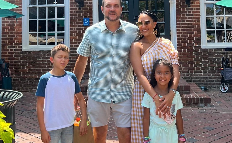 Tamera Mowry-Housley Discusses The Strength of Her Marriage - TVovermind