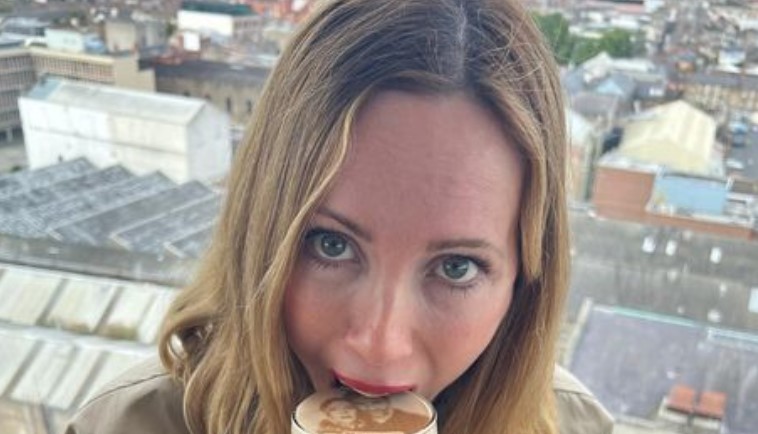 What is Leslie Mann’s Net Worth in 2022? - TVovermind