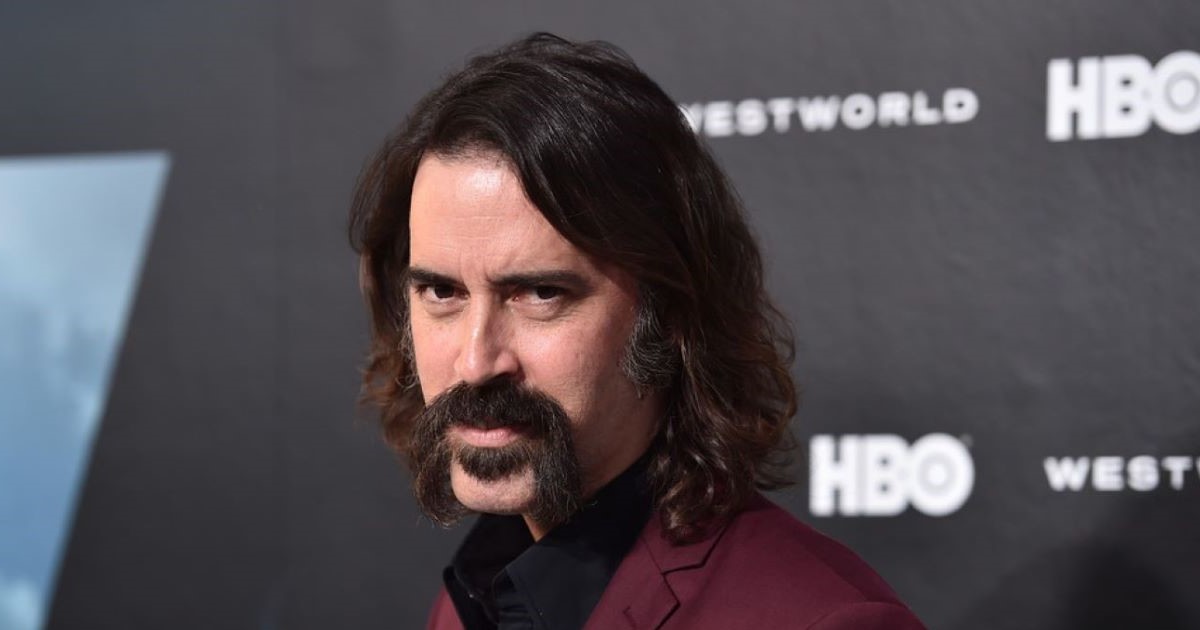 10 Things You Didn’t Know About Jeff Daniel Phillips – TVovermind