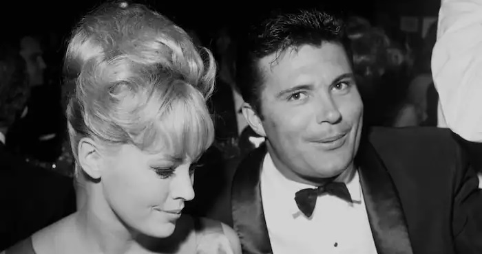 Max Baer Jr: The Man Behind Jethro Bodine - TVovermind