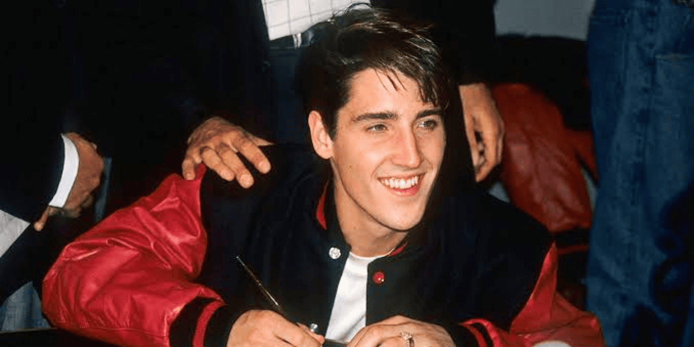 Jonathan Knight: Get to Know the Former NKOTB Member & HGTV Host - TVovermind